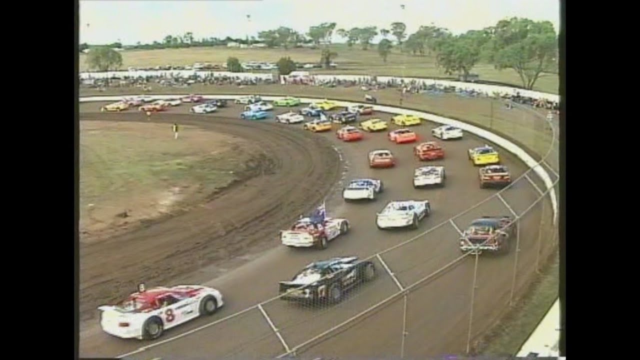 2005/06 National Super Sedan Title: Charlton Raceway | 11th February ...