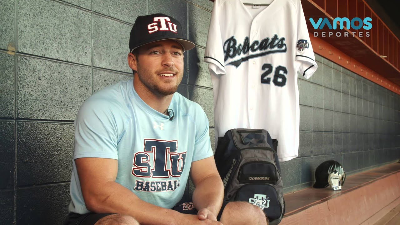 Adam Duarte on Vamos Deportes - YouTube