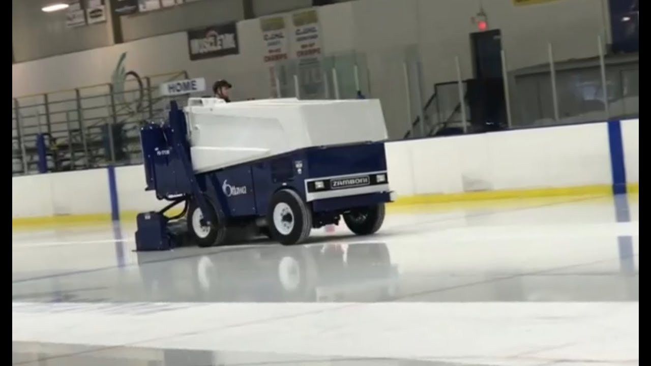 Zamboni doing a flood - YouTube