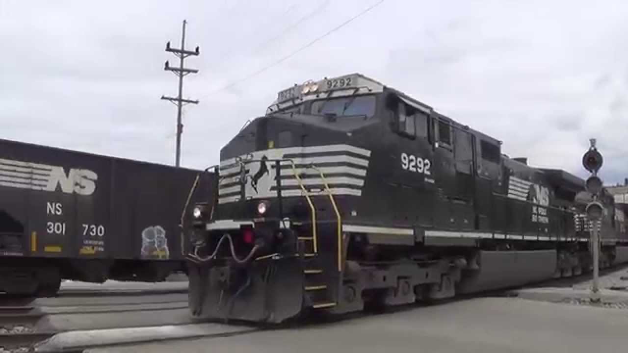 NS 7612 Meets NS 9292 in Fostoria, OH 5/21/15 - YouTube