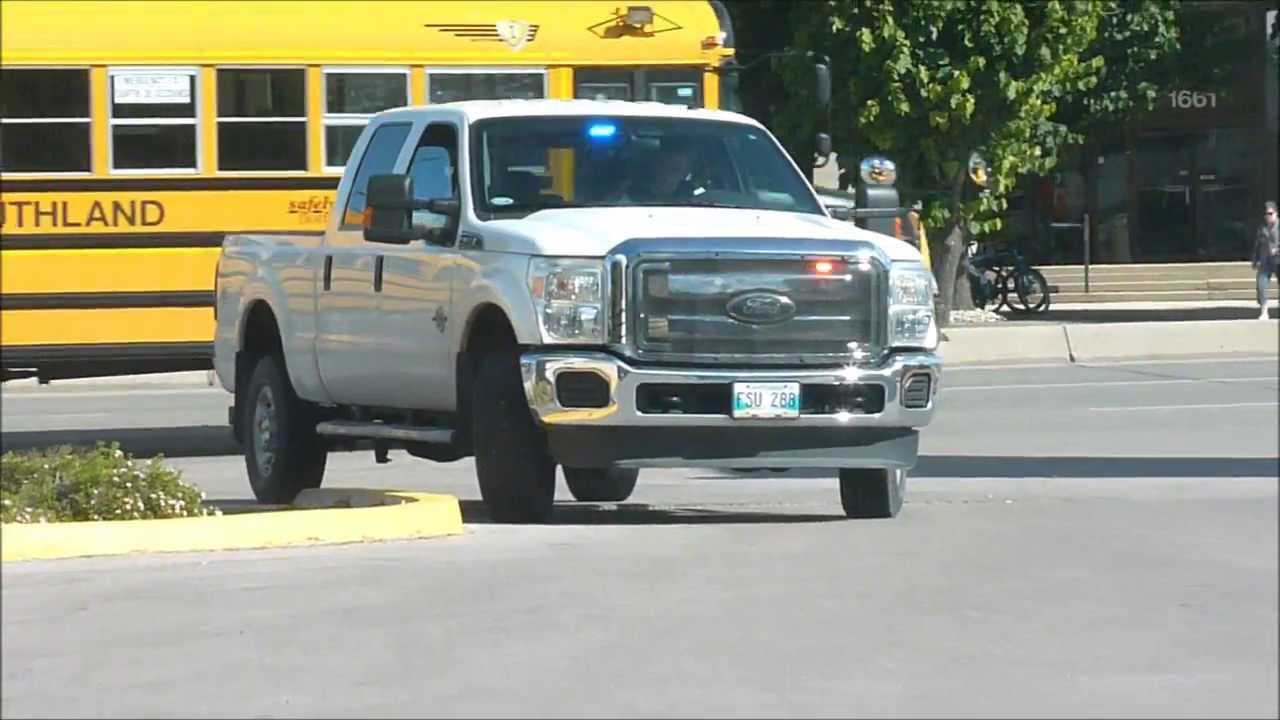 Winnipeg Police Unmarked Ford F-350 - YouTube