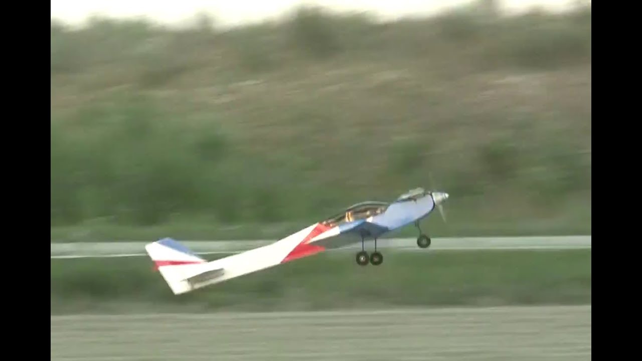 Tiger 2 RC Airplane has Fun flights - YouTube