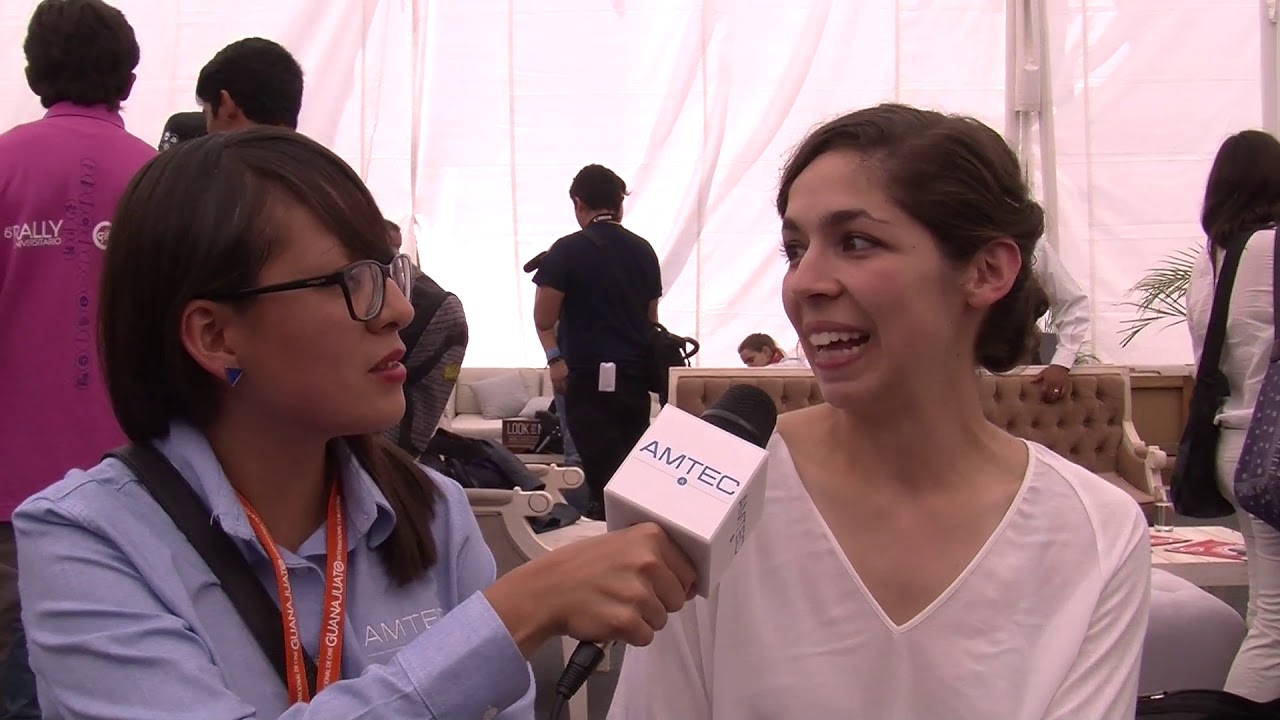 Entrevista a María Deschamps (GIFF, 2014) - YouTube