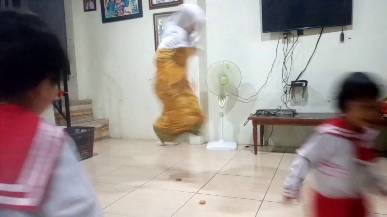 Bermain Engkle - YouTube