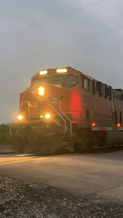 BNSF #3920 (Pottsboro, TX) - YouTube