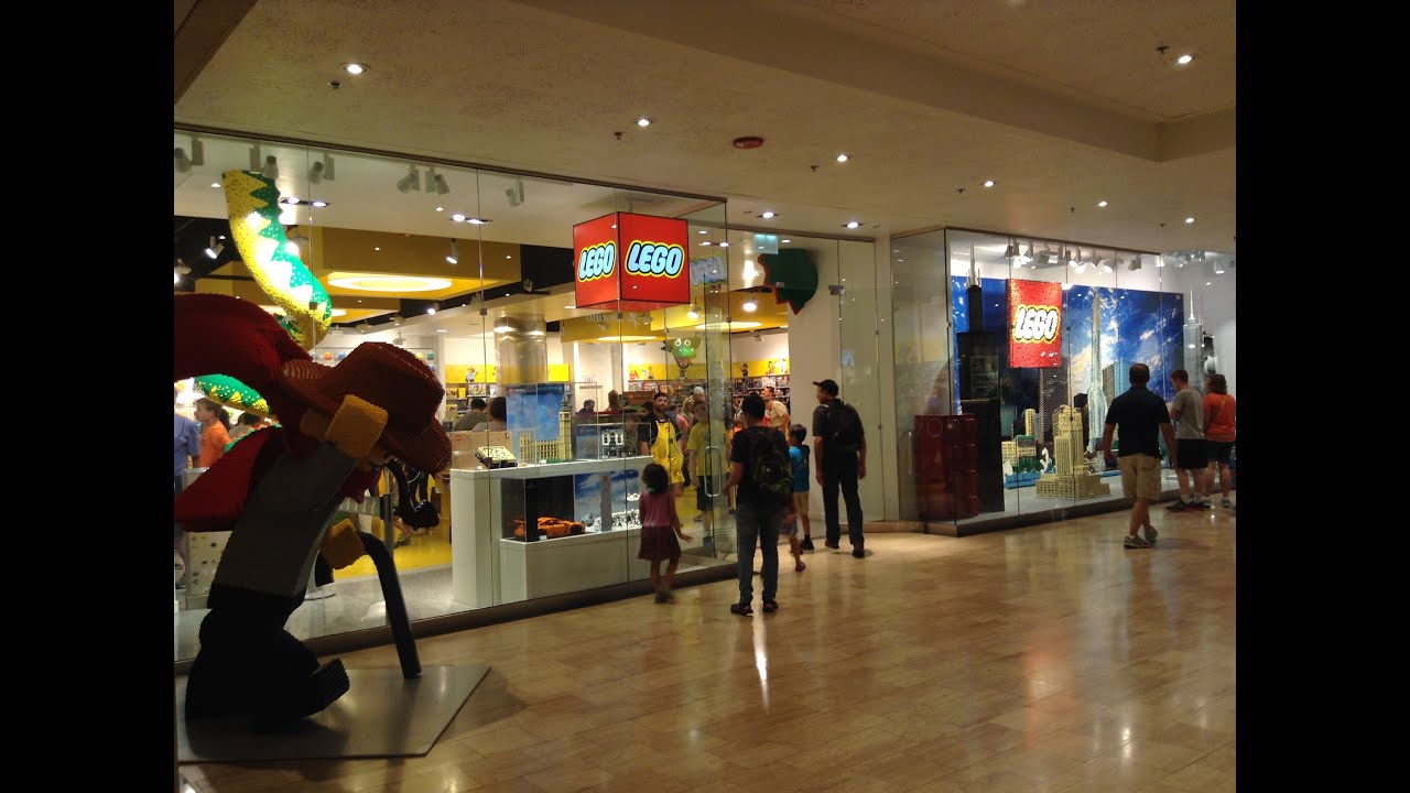 Tour of the Lego Store at Water Tower Place in Chicago IL - YouTube