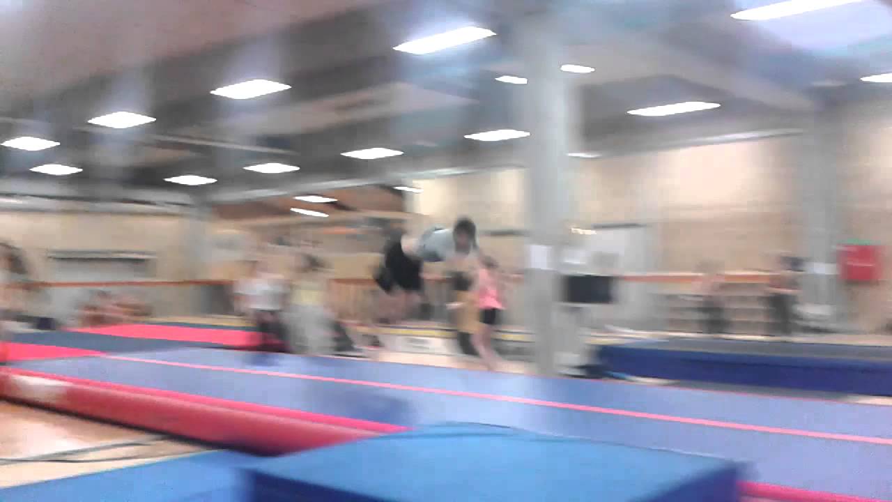 Daniel Hove-Nielsen: Full-Full - YouTube