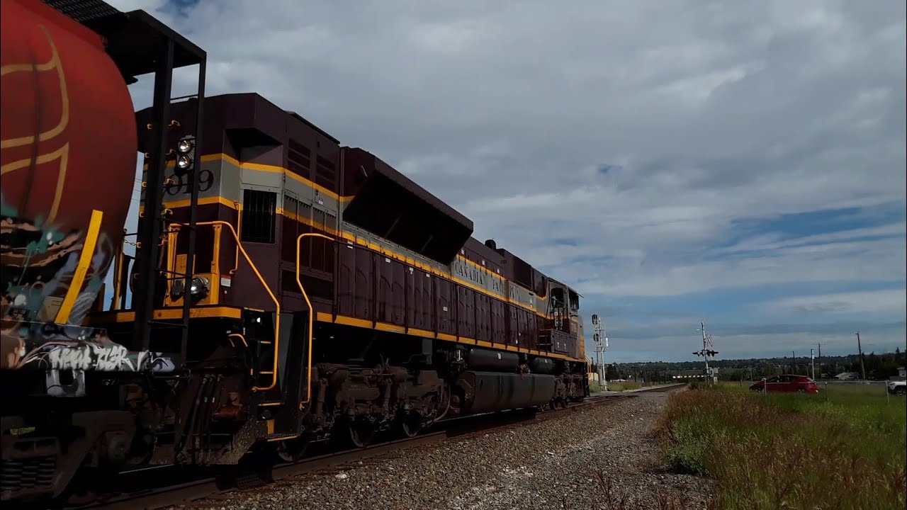 CP 7019 Heritage unit trailling!! Empty Grain eb, at Brickburn Alberta - YouTube