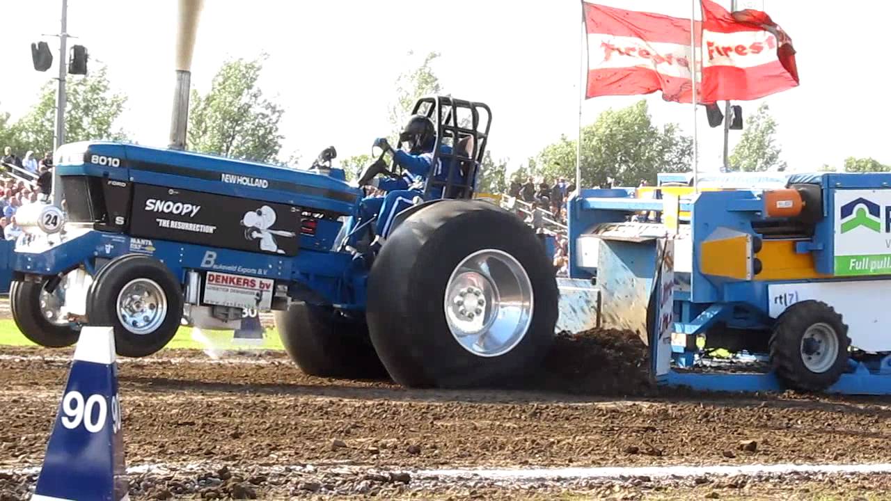 Tractor Pulling Putten 2011 Snoopy finale Pro Stock Beach Pull - YouTube