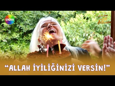 Gönül Yazar, Demet Akbağ'ı görünce şok oldu! | Demet Akbağ ile Çok Aramızda