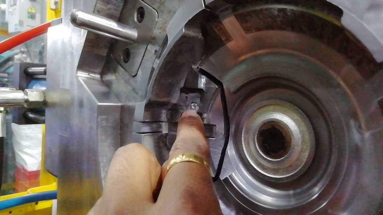 Prevent a Mould Accident in injection Moulding Process - YouTube