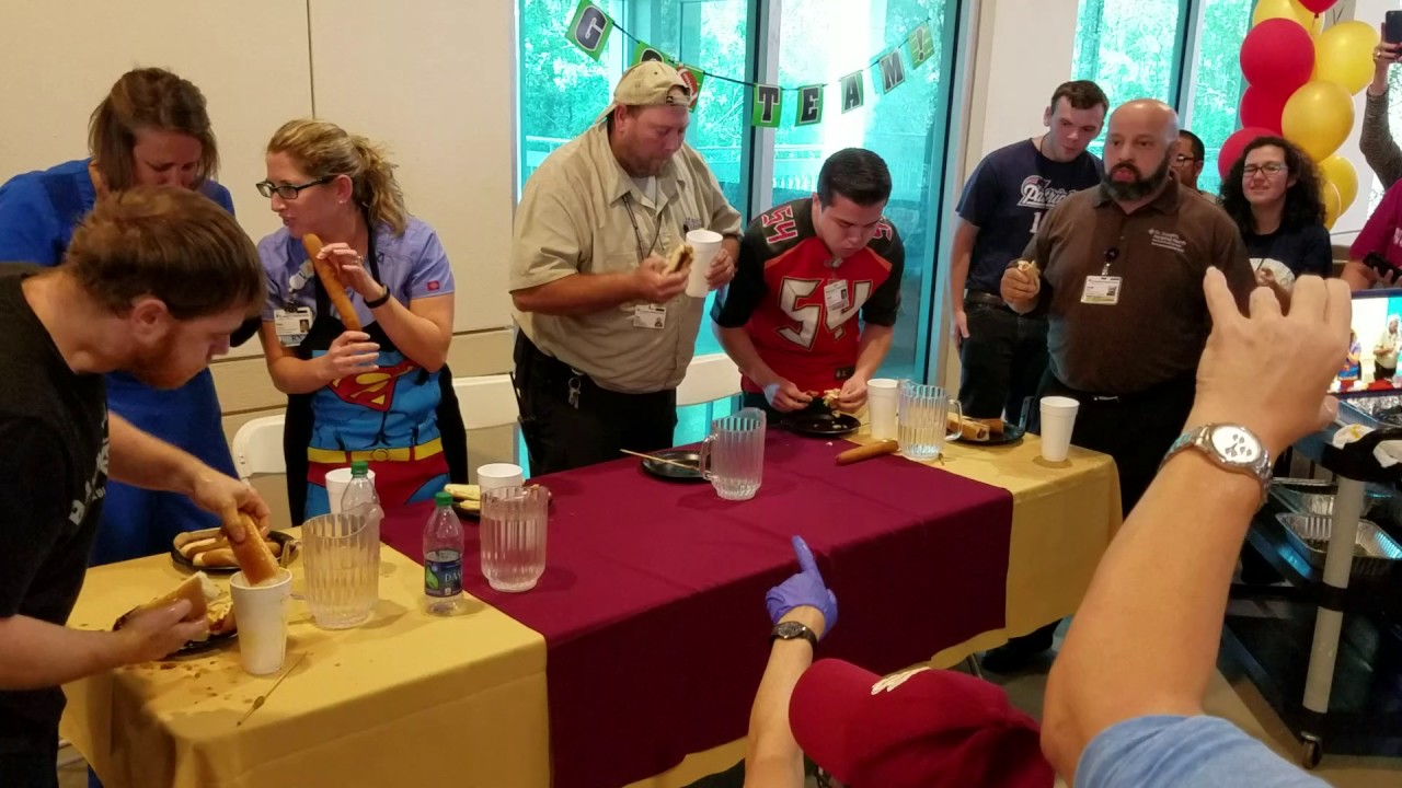 Hot dog contest timmy timmy - YouTube
