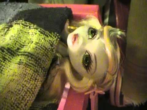 Monster High Network Episode 3: Sleepover - YouTube