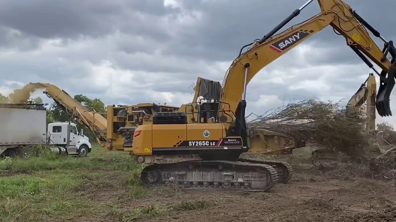 SANY SY265 / Land Clearing - YouTube