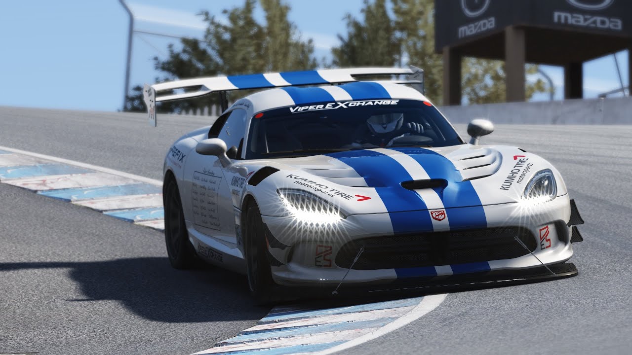 Dodge Viper ACR at Laguna Seca - YouTube