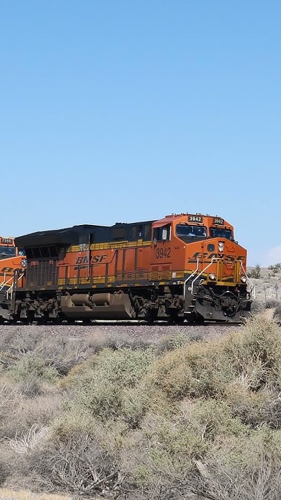 BNSF 3942 WB Z TRAIN MP 10.8 CAJON SUB 9-13-2023 #trains #railfan #shorts - YouTube