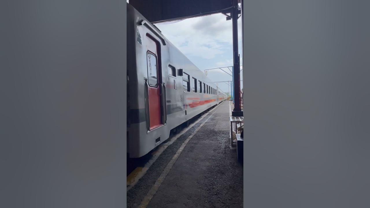 Kereta Api Progo memasuki Stasiun Purwokerto. #keretaapi # ...