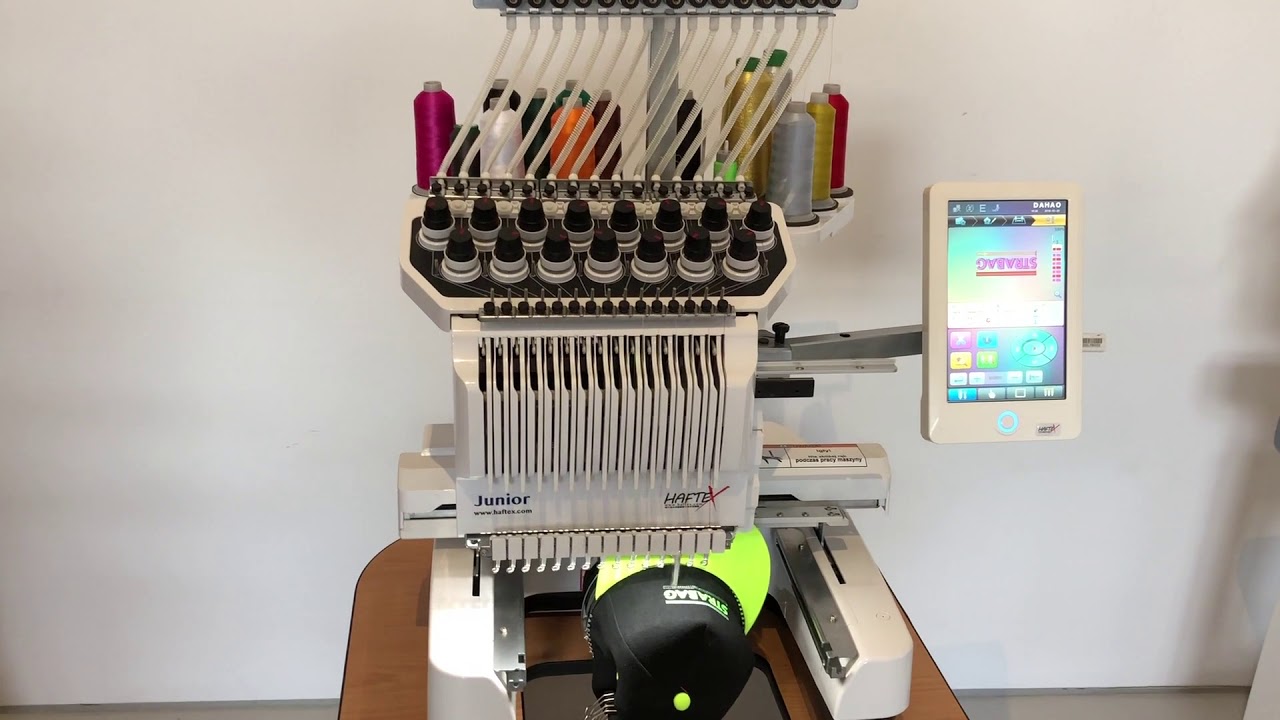 Hafciarka Haftex Junior, embroidery machine Junior - YouTube