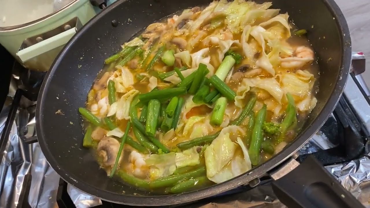 Simple sour soup #cooking#food - YouTube