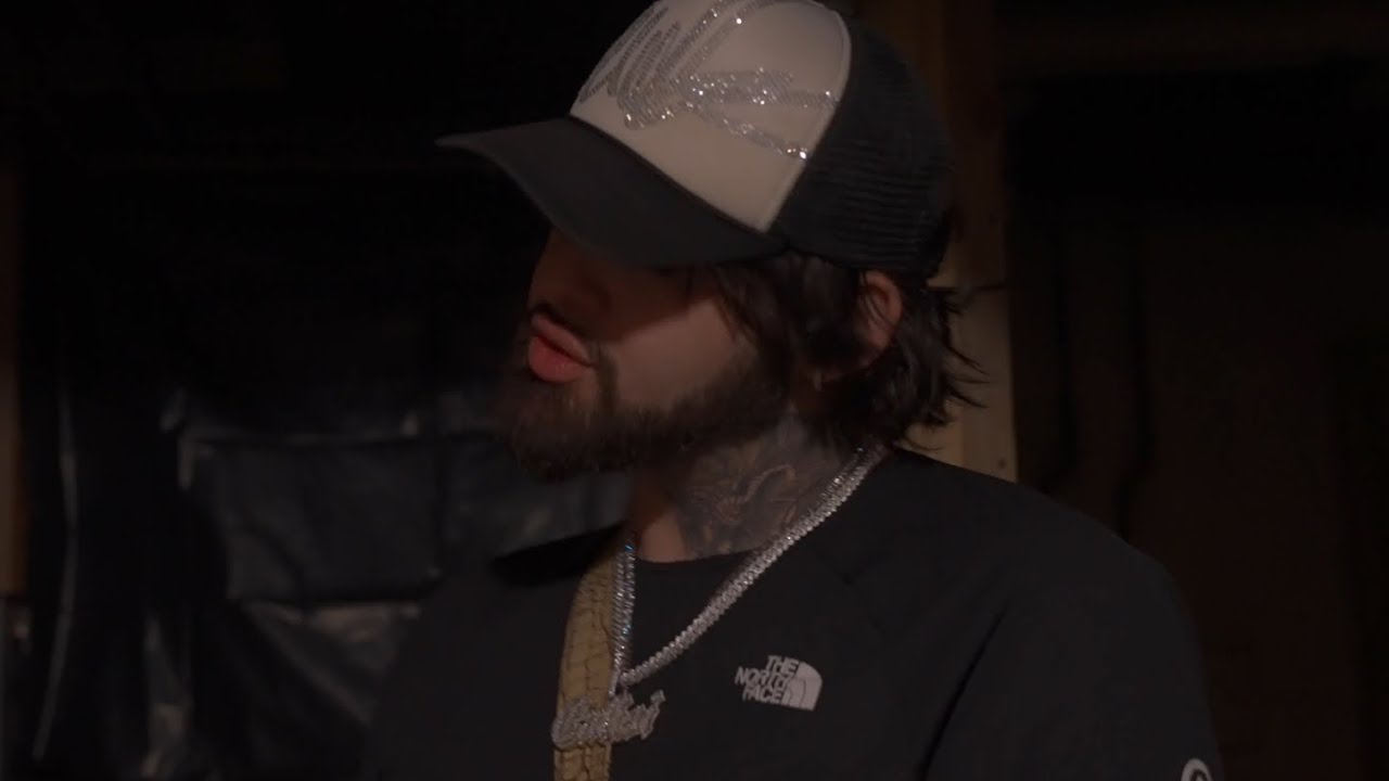 Calisi - There She Go (Official Music Video) - YouTube