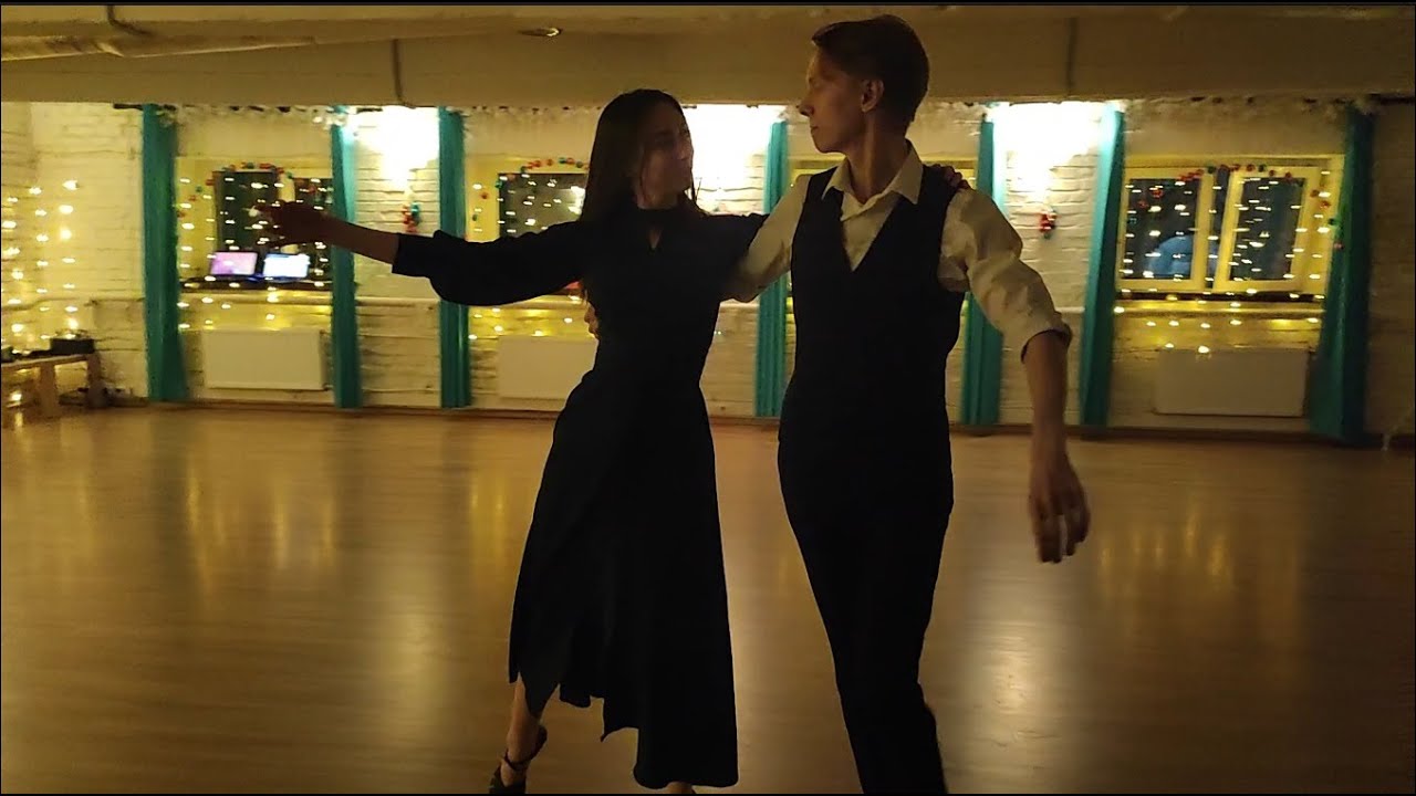Cross-step Waltz. Alexey Evseev and Yevgeniya Kireyenko. Music "Sia - Everyday Is Christmas ...