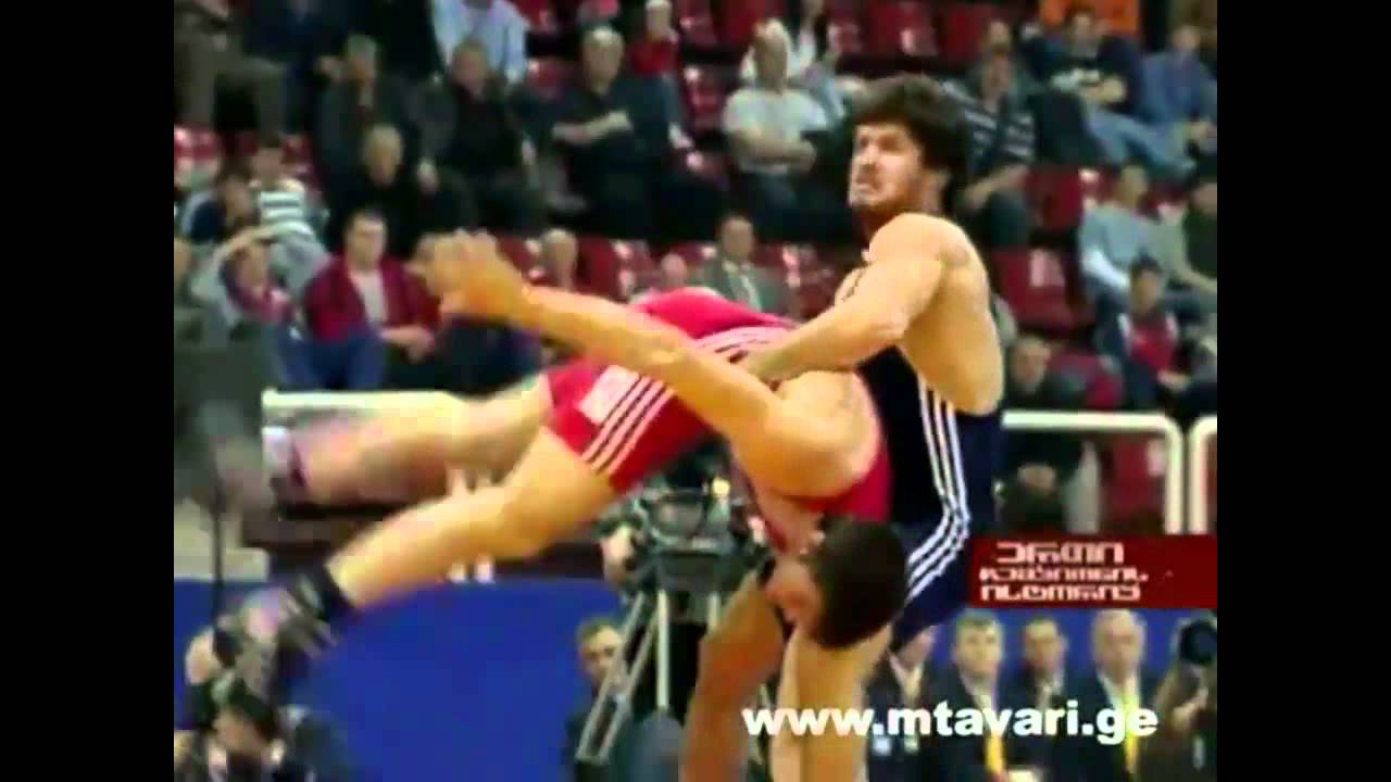 Manuchar Kvirkvelia (Georgian wolf) - YouTube