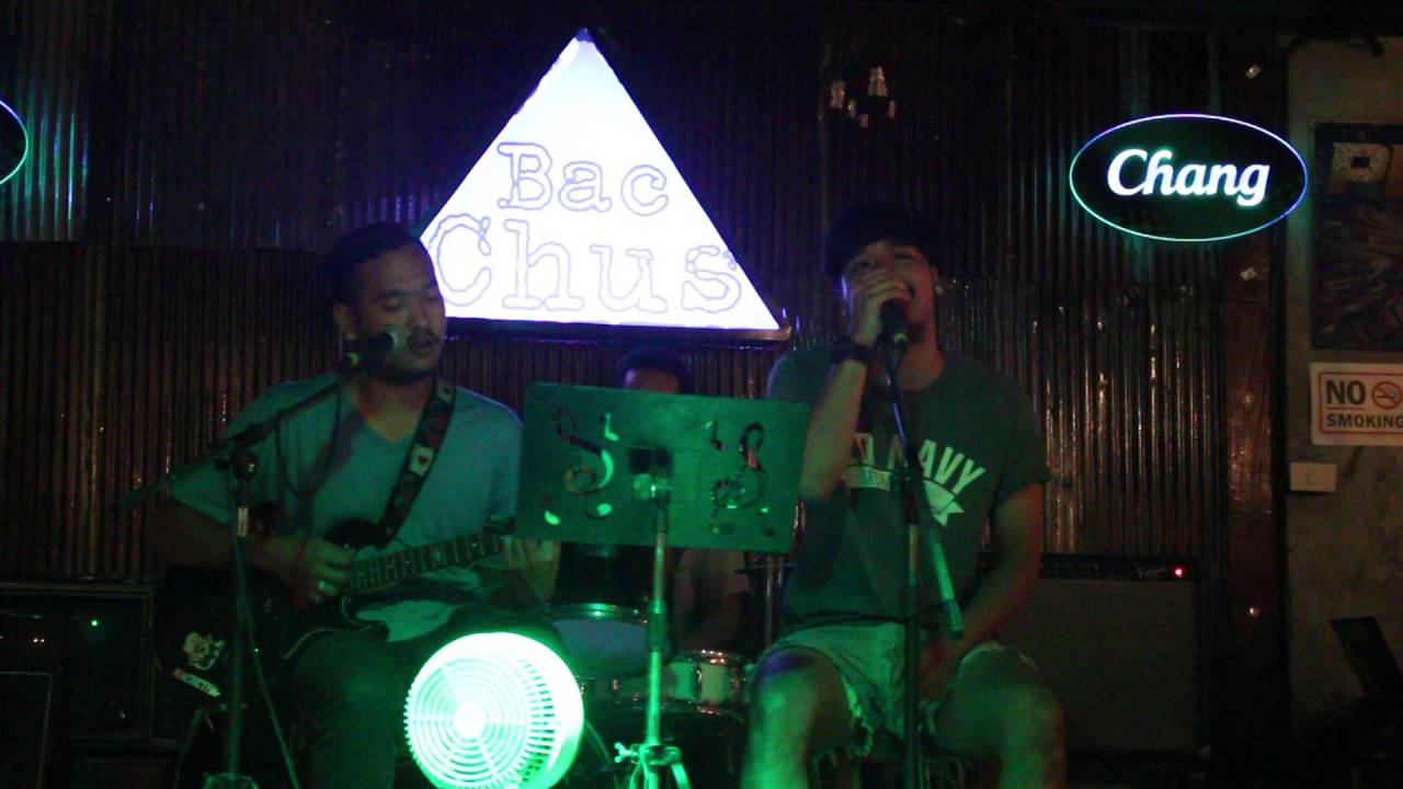 #VLOG เมื่อผมออกไปเที่ยว -ถามจันทร์ cover by BacChus Band #EP.2 - YouTube