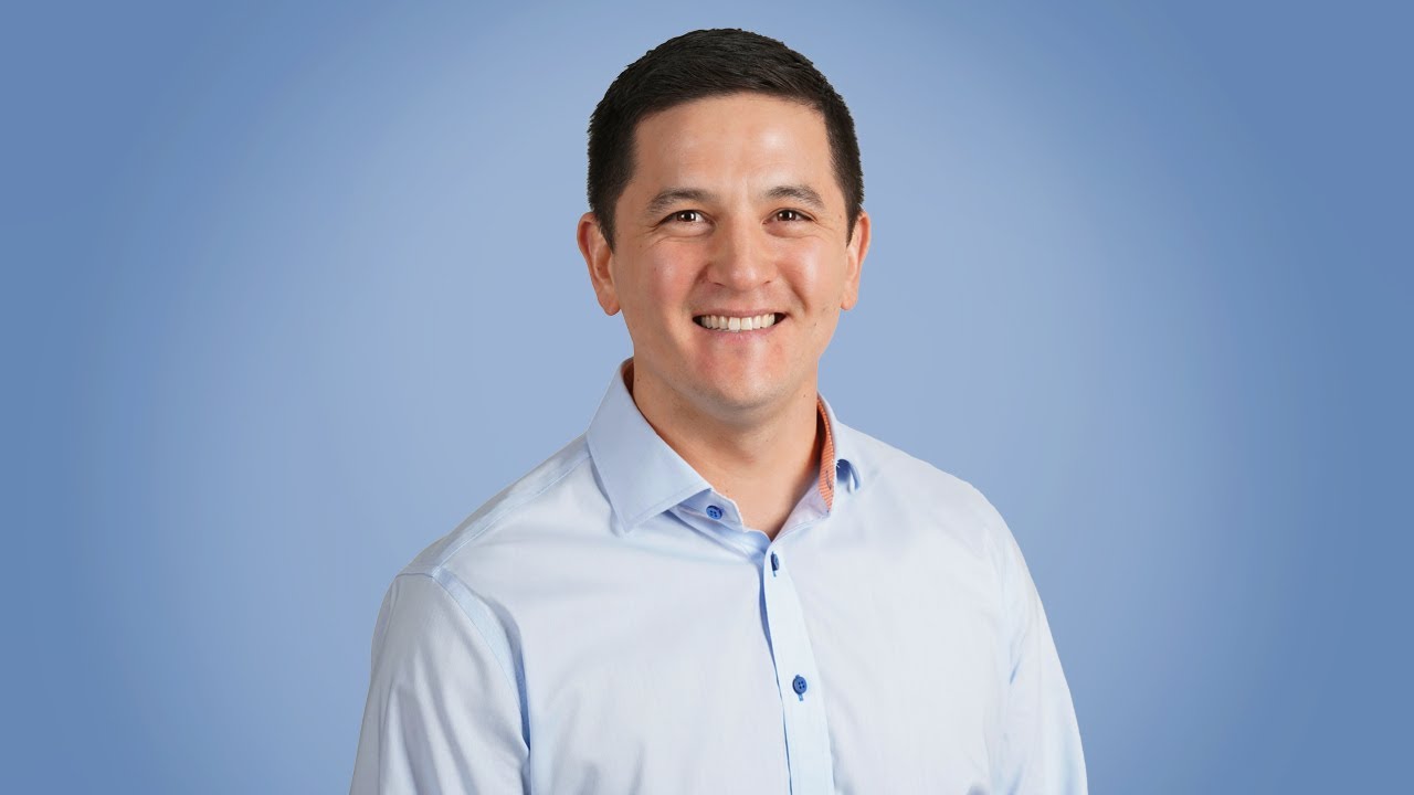 Meet the Doc: Dr. Philip Huang - YouTube