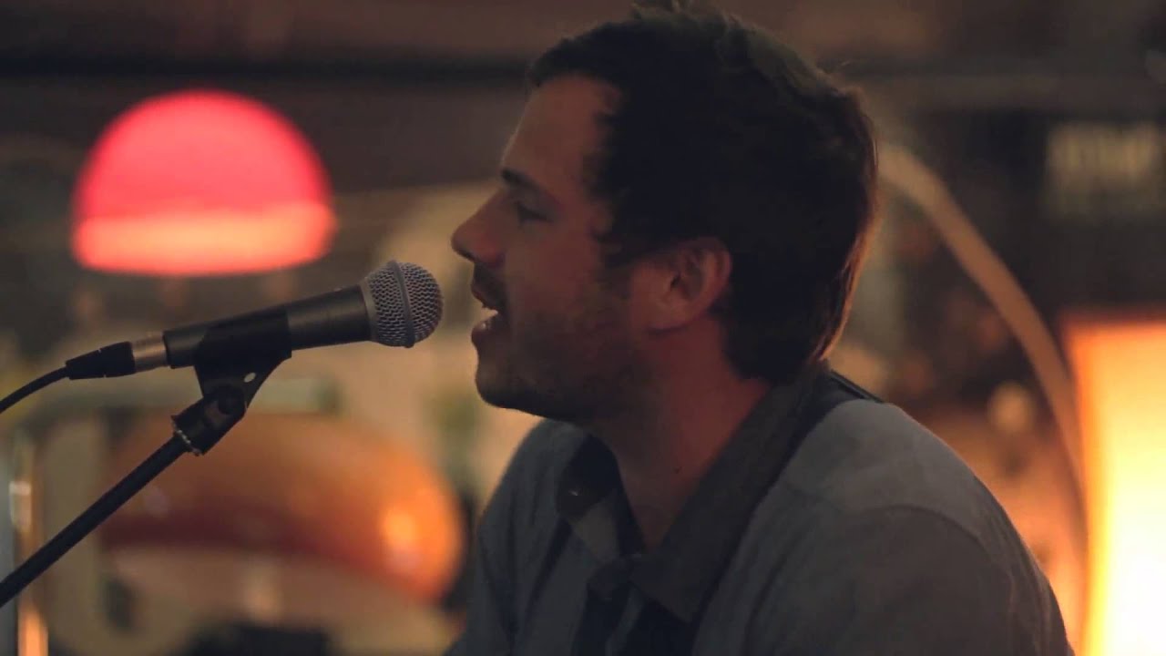 Jordan Millar - Walking On Me - Live @ The Front, Canberra - YouTube