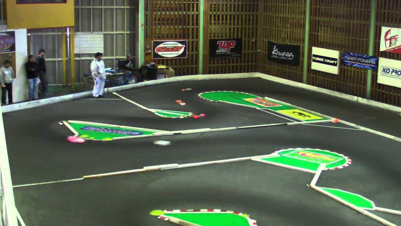 HolidayMeeting in CREST WGT 21.5T Aメイン R1 - YouTube