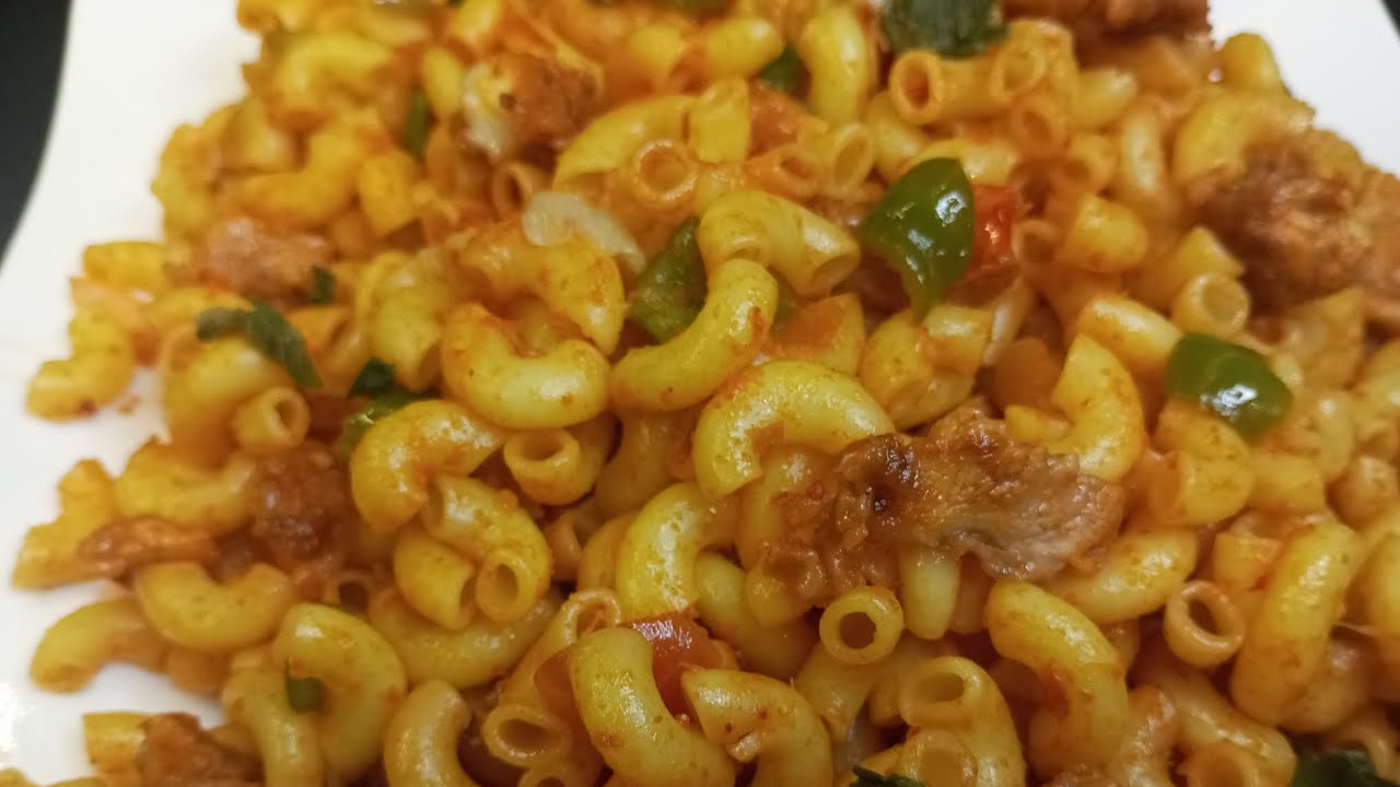 Spicy chicken macaroni recipe | Chicken macaroni with red sauce ...