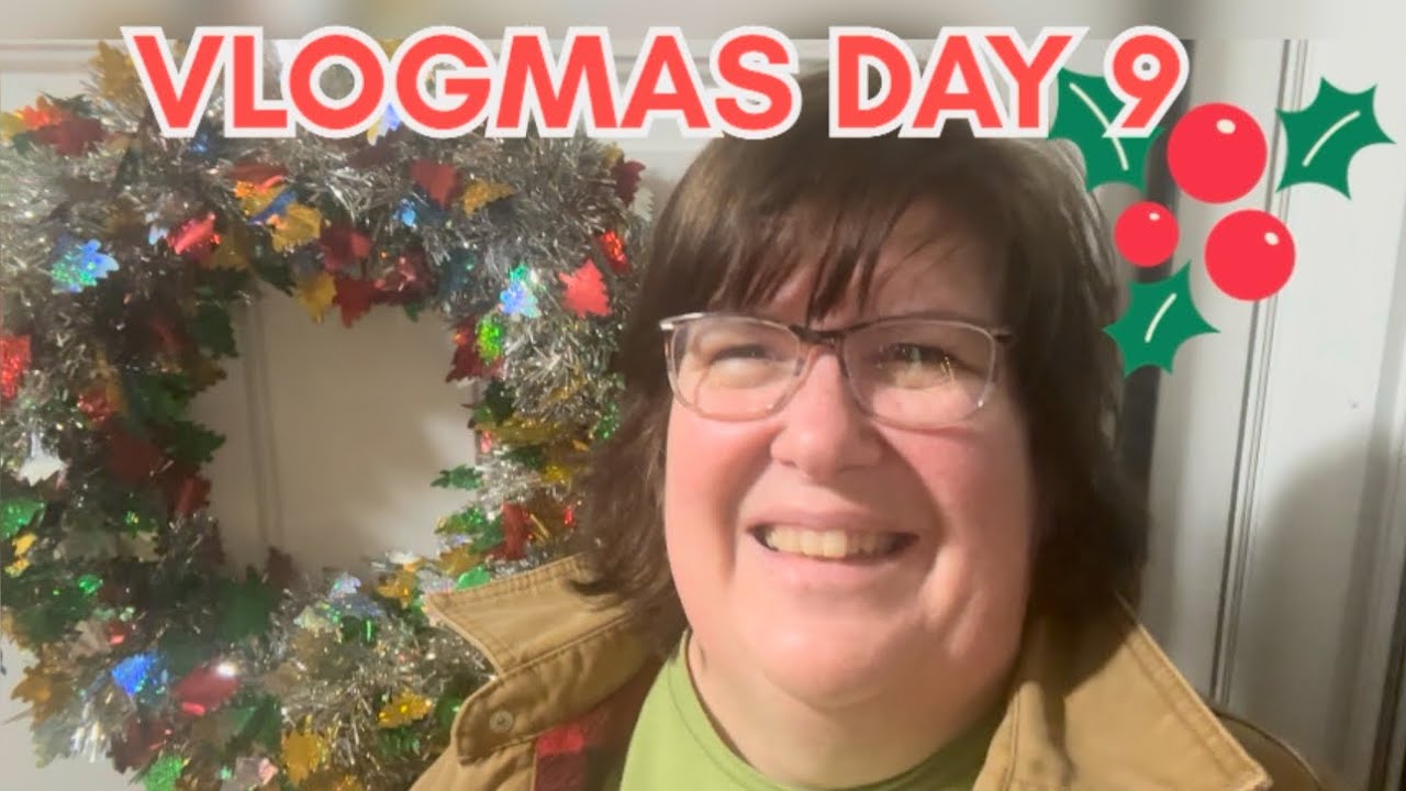 Vintage Charm & Treasured Memories VLOGMAS DAY 9 - YouTube