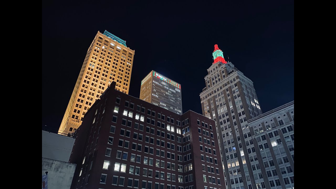 Boston Avenue in Tulsa 12/21/21 - YouTube