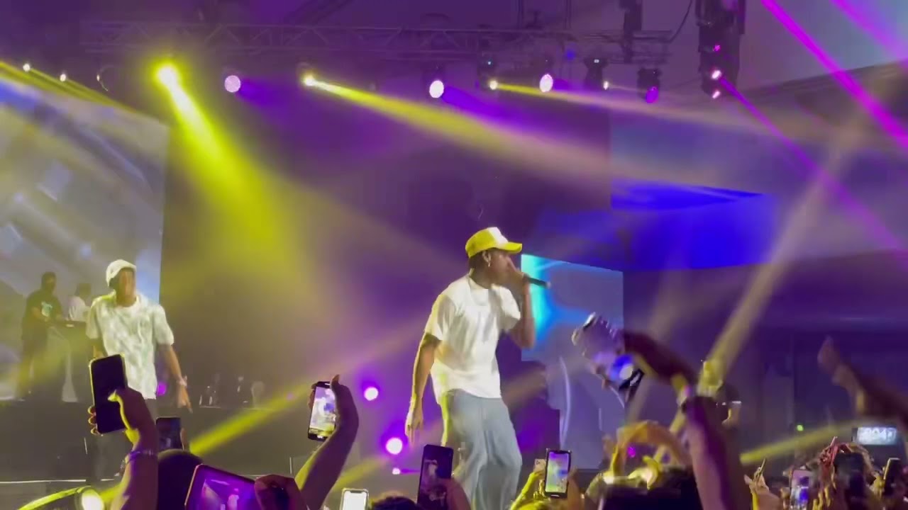 Bounce - Rema (The Performance You Need To Watch) - YouTube