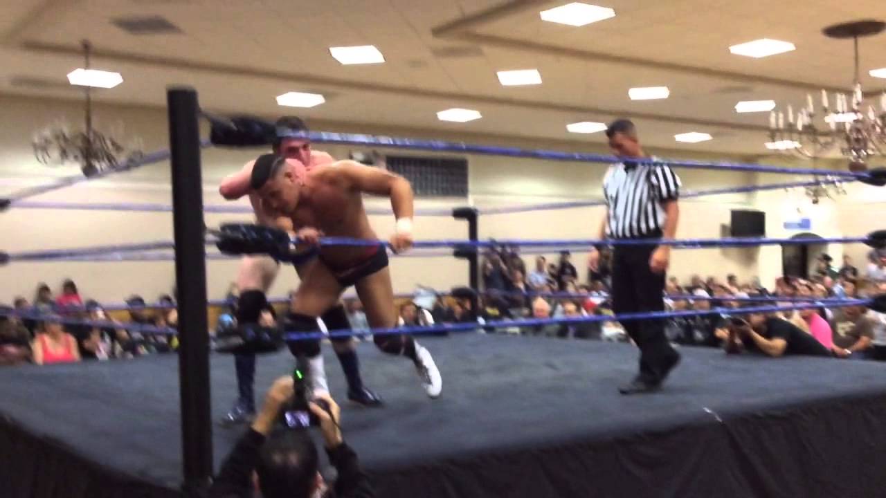 Aaron Solo - Victor Sterling BTW Newark Pavilion 07/11/14 - YouTube