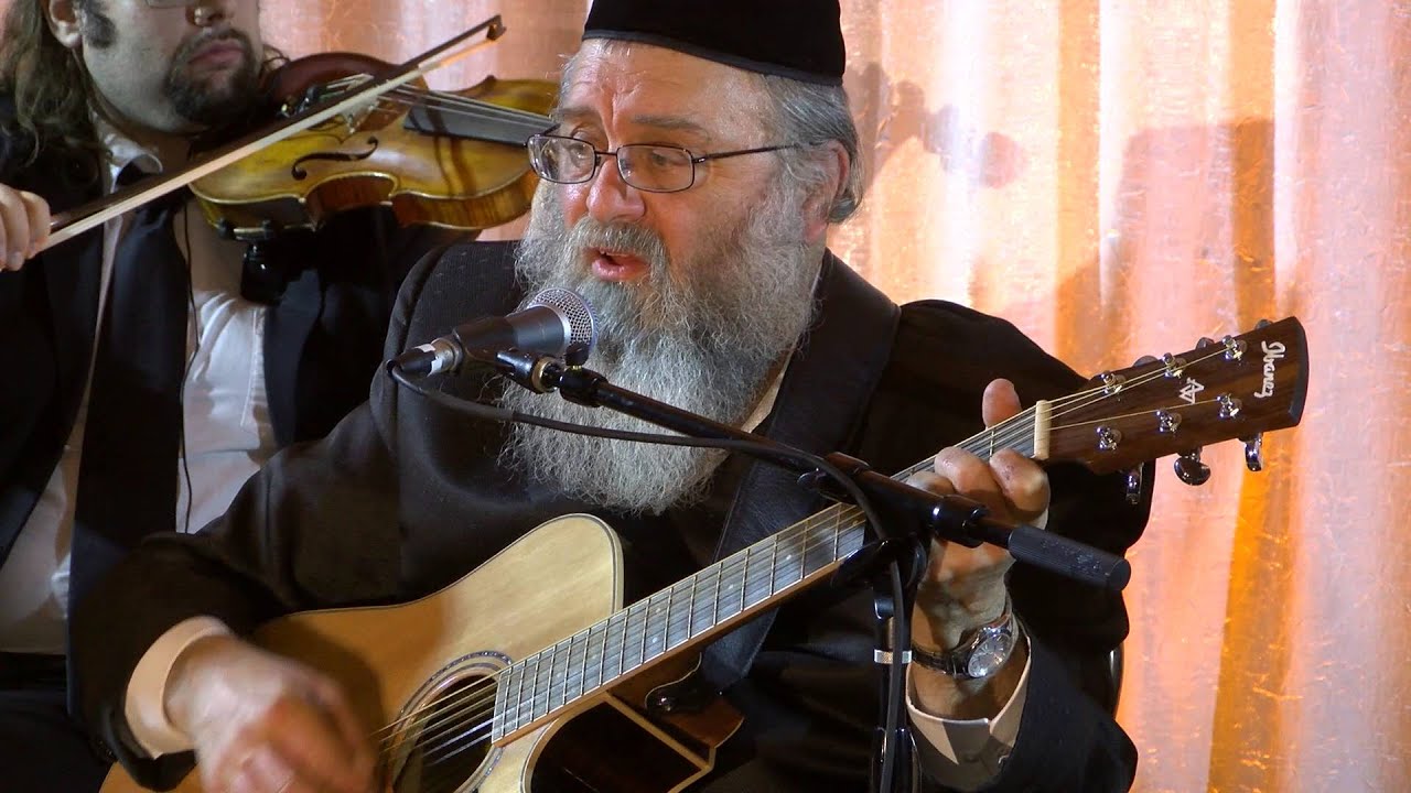 Motzei Shabbos Kumzitz - Project Inspire Convention 2016 - YouTube