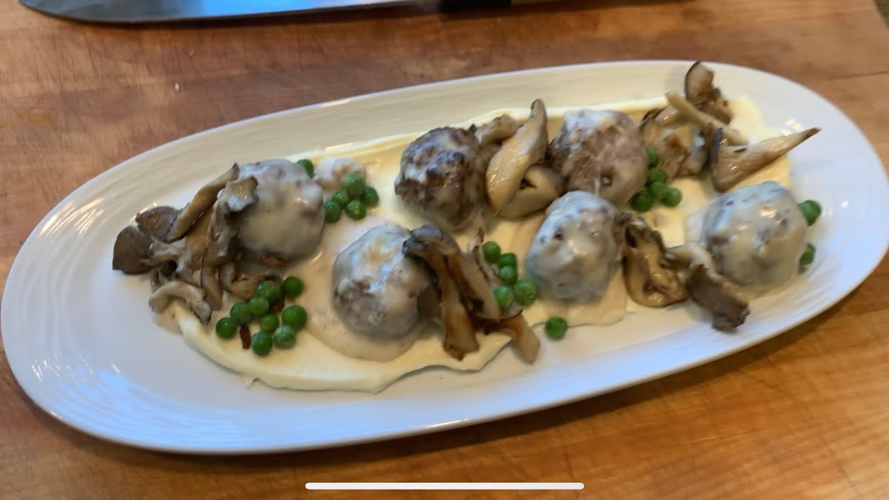 MEATBALL MONDAY!! - YouTube