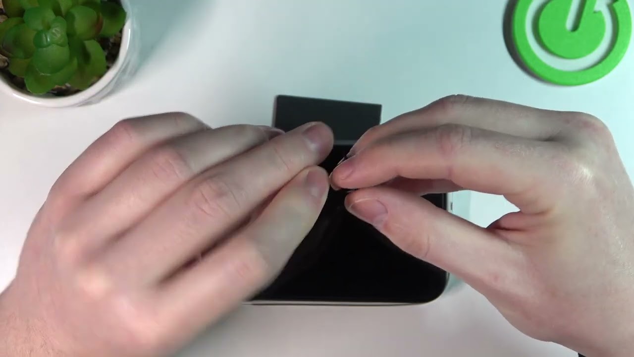 Does iPhone 14 Plus Have Dual SIM Slot? - YouTube