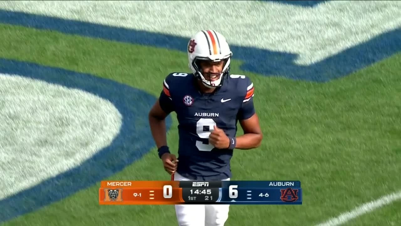 Deuce Knight runs a 75-YARD TD on his FIRST play as a starter for ...