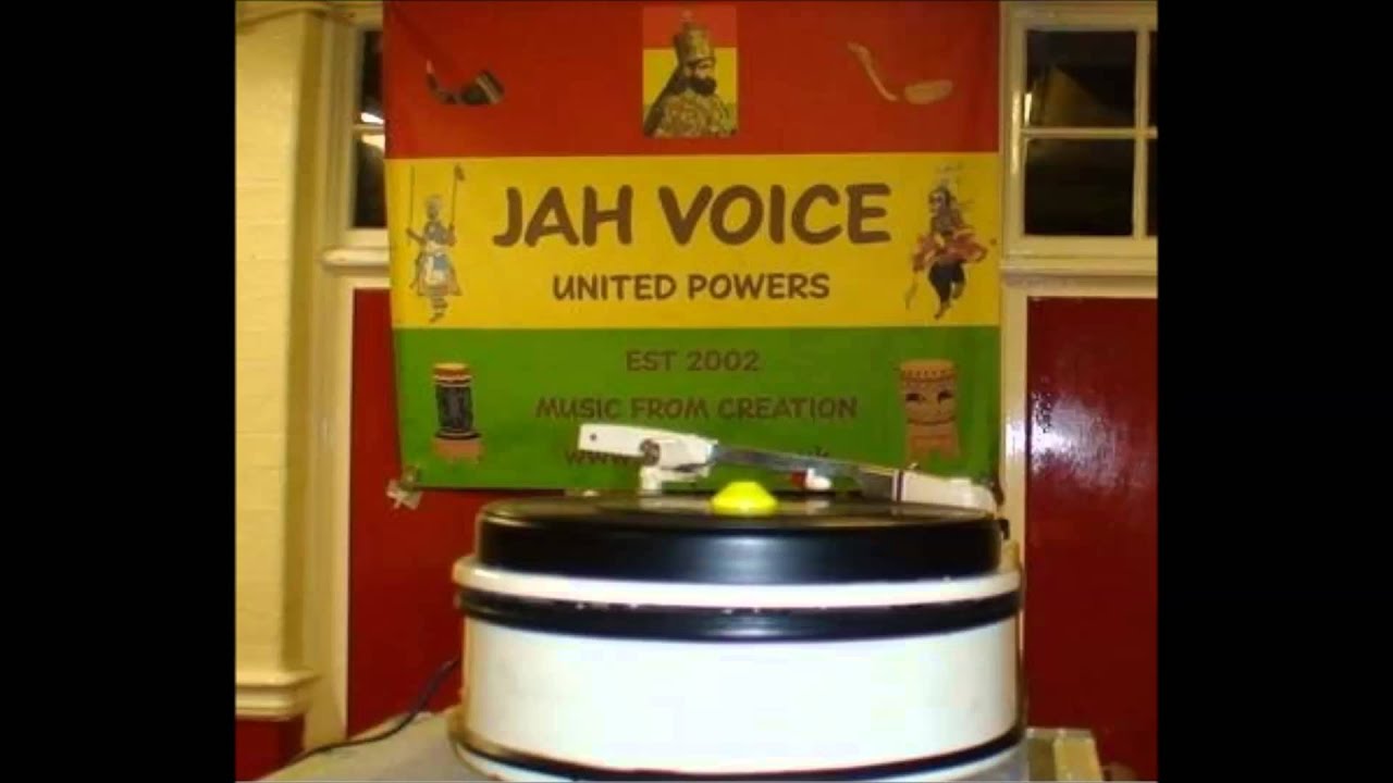 Jah voice sound system clip / Angus digital ? - YouTube