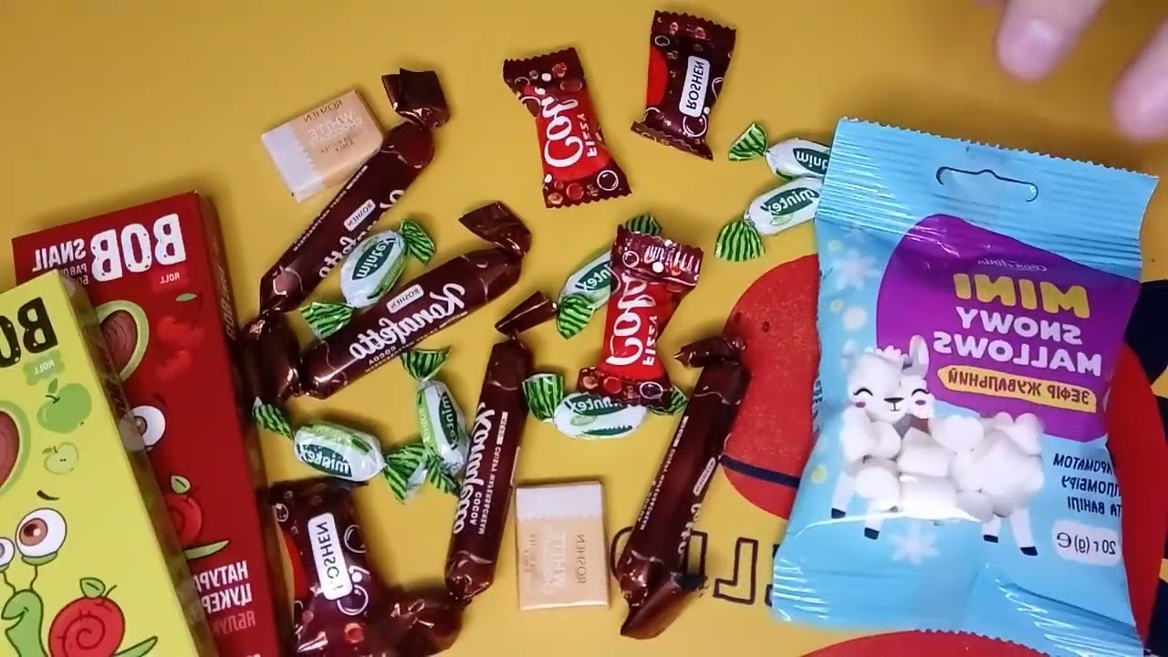 🔴Some Lot's of candies: waffles, cola sweets, mallows, biscuit, dirol ...