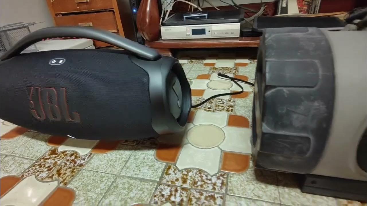 jbl boombox 3 vs JVC RV-B90 - YouTube