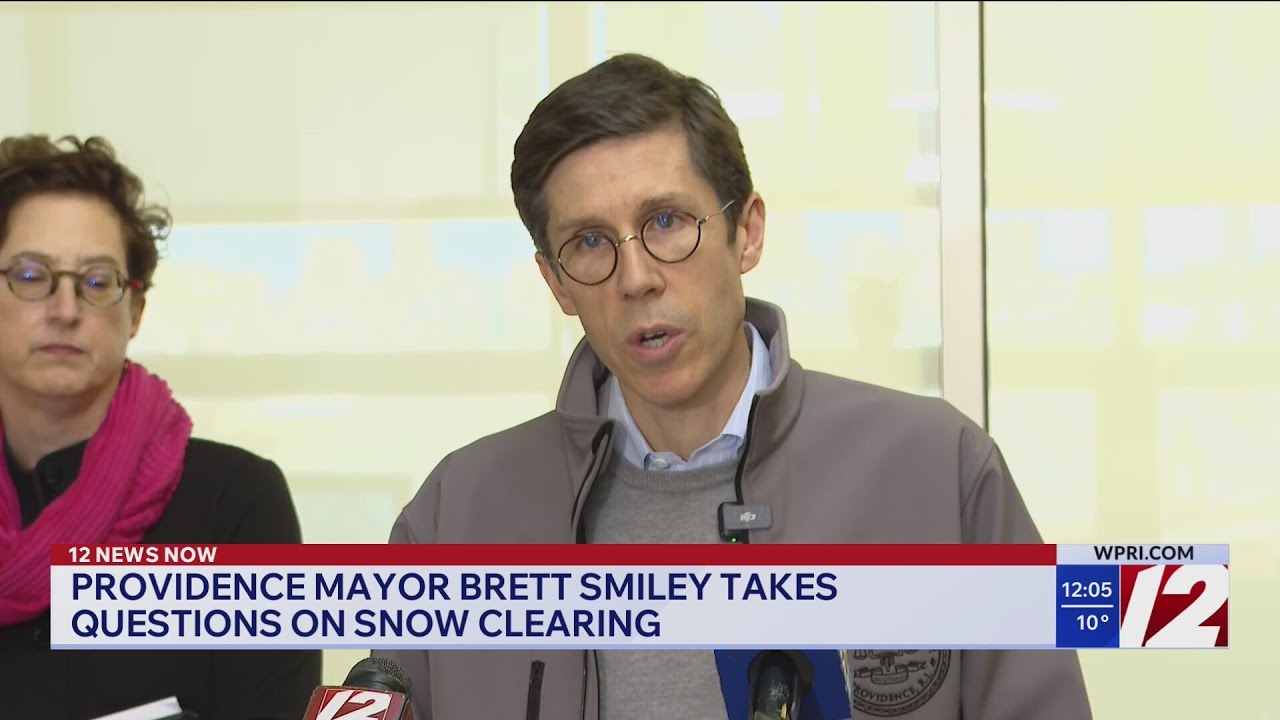 Providence Mayor Brett Smiley holds presser on snow clearing - YouTube