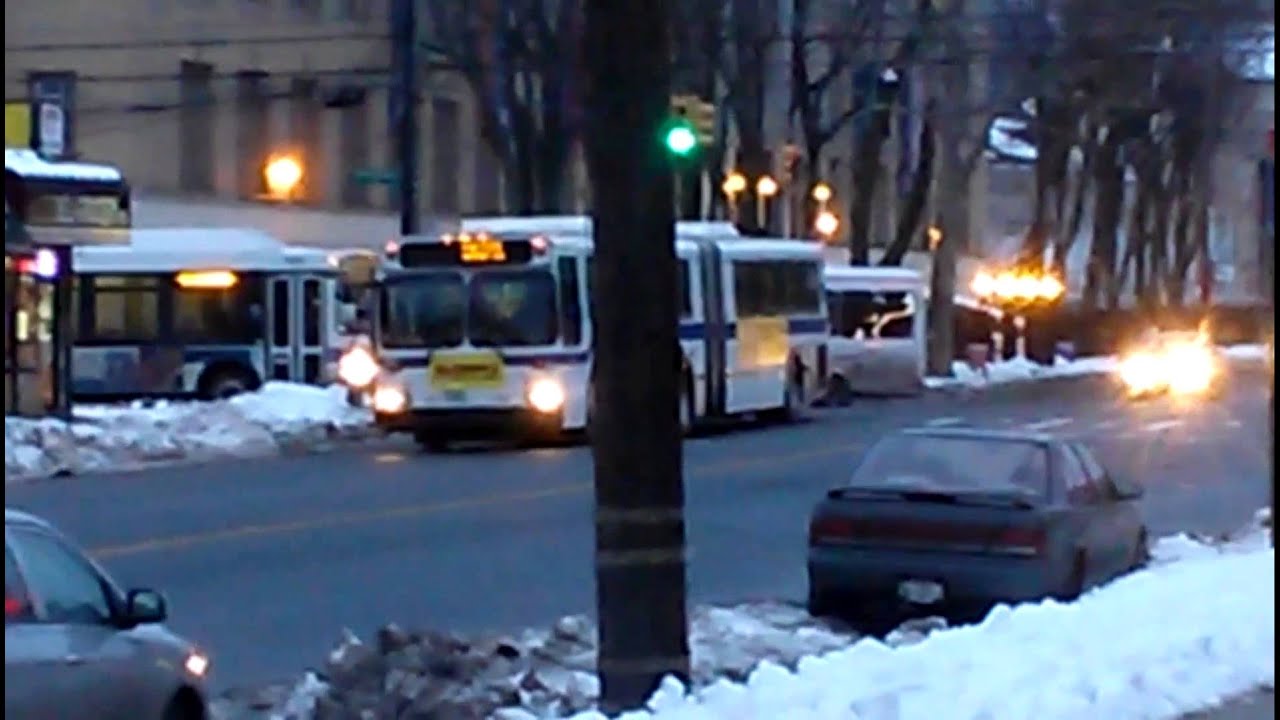 MTA NYCT Bus: Orion VII NG HEV #4071 Bx38 & New Flyer D60HF #5763 Bx28 ...