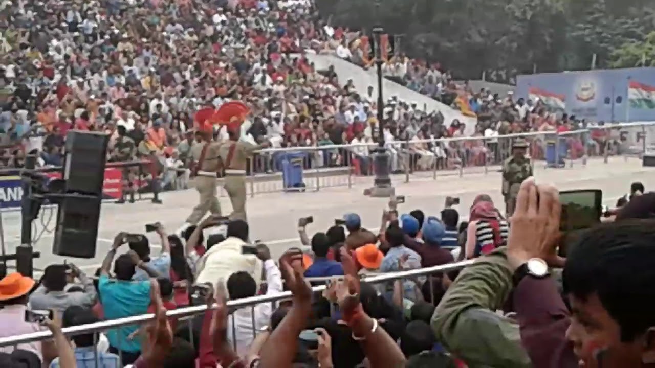 Baga border live(1) - YouTube