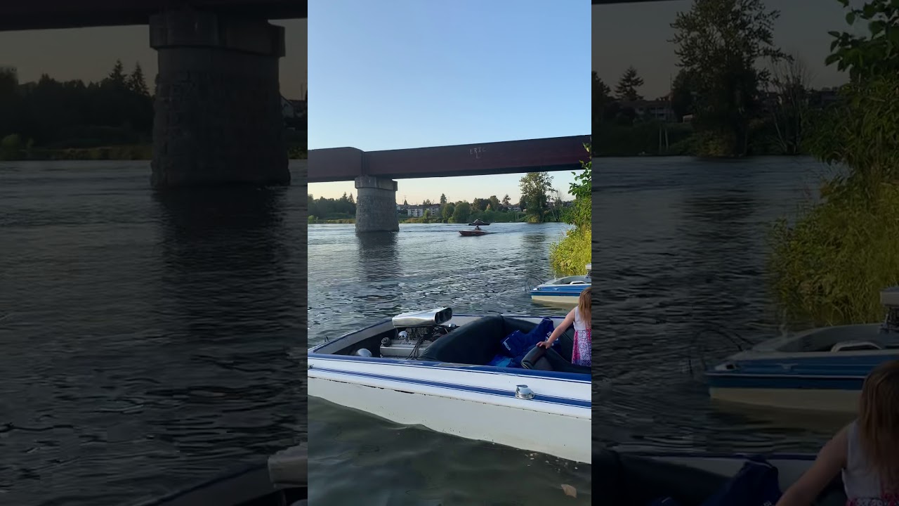 Epic jet boat wheelie - YouTube