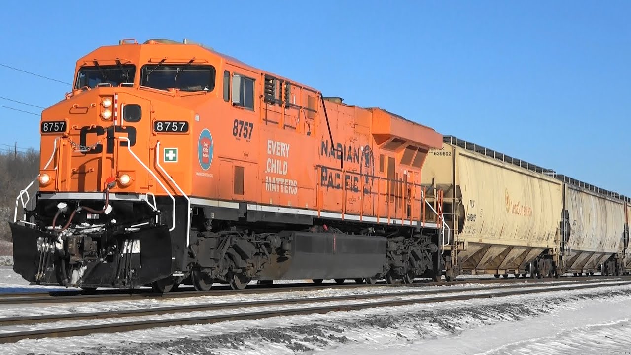 Canadian Pacific 8757