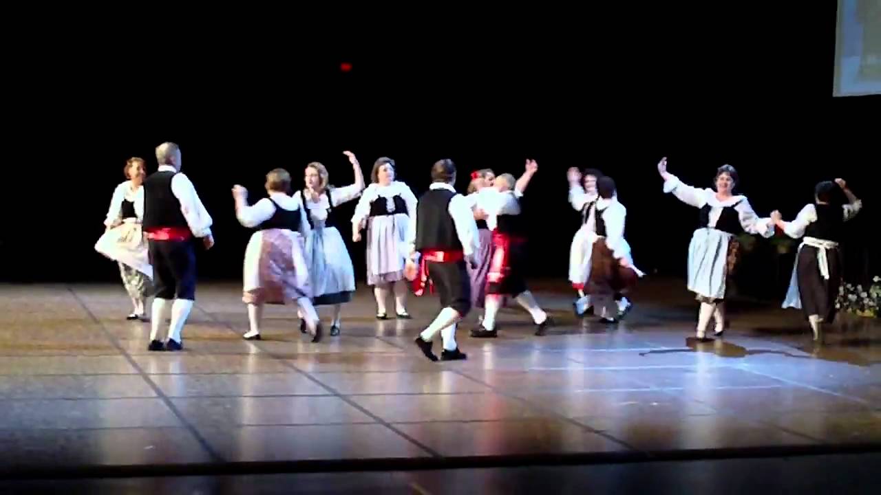 Tarantella Suite by Italian Folk Dancers of Minnesota - YouTube