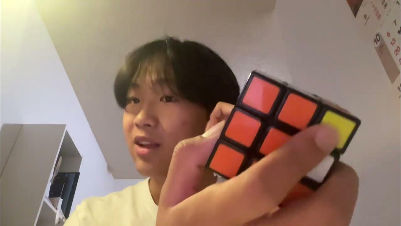 29 solving a cube - YouTube