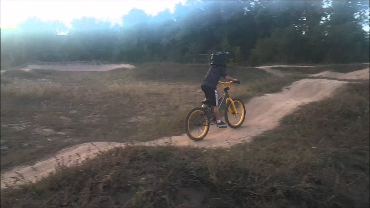 England-Idlewild Pump Track and Jump Line - YouTube